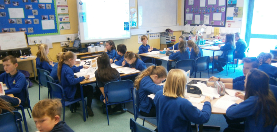 Ysgol ID Hooson | Rhosllanerchrugog, Wrecsam